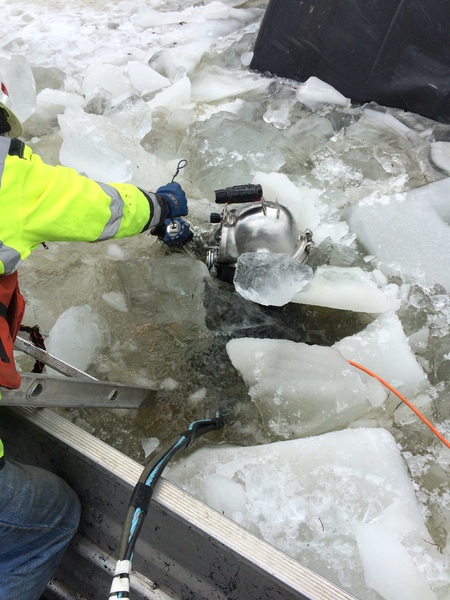 Under-Ice Dive Construction & Inspection